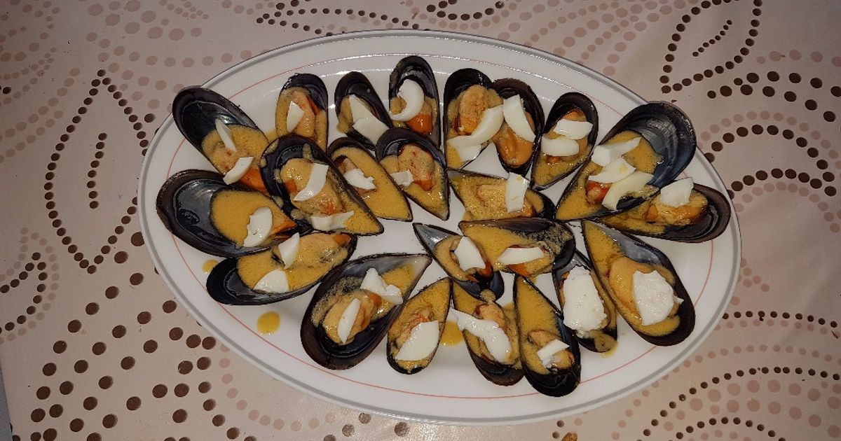 Mejillones De La Yaya Rosa Receta de Gerardo Galvez- Cookpad