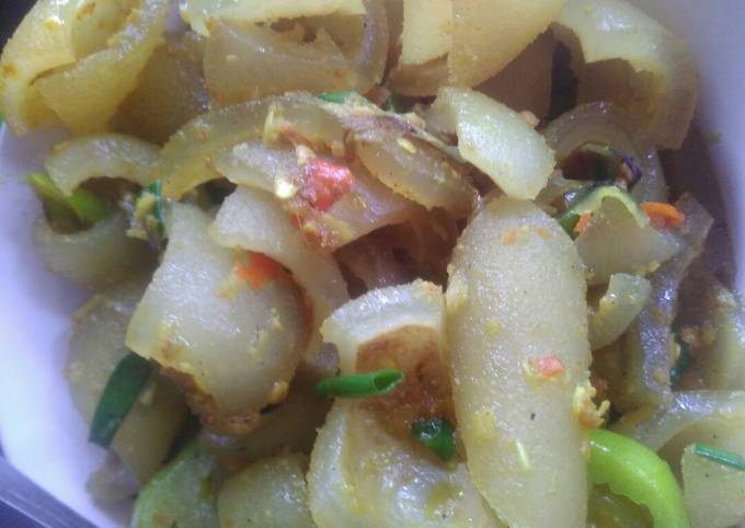 Resep Kikil / krecek kulit sapi oleh ayu supriadi - Cookpad