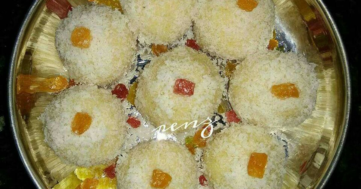 Instant Coconut Laddus Recipe by Renu Chandratre - Cookpad