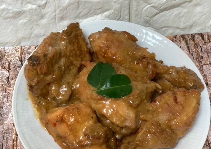 Resep Besengek Ayam oleh Roro Woelan - Cookpad