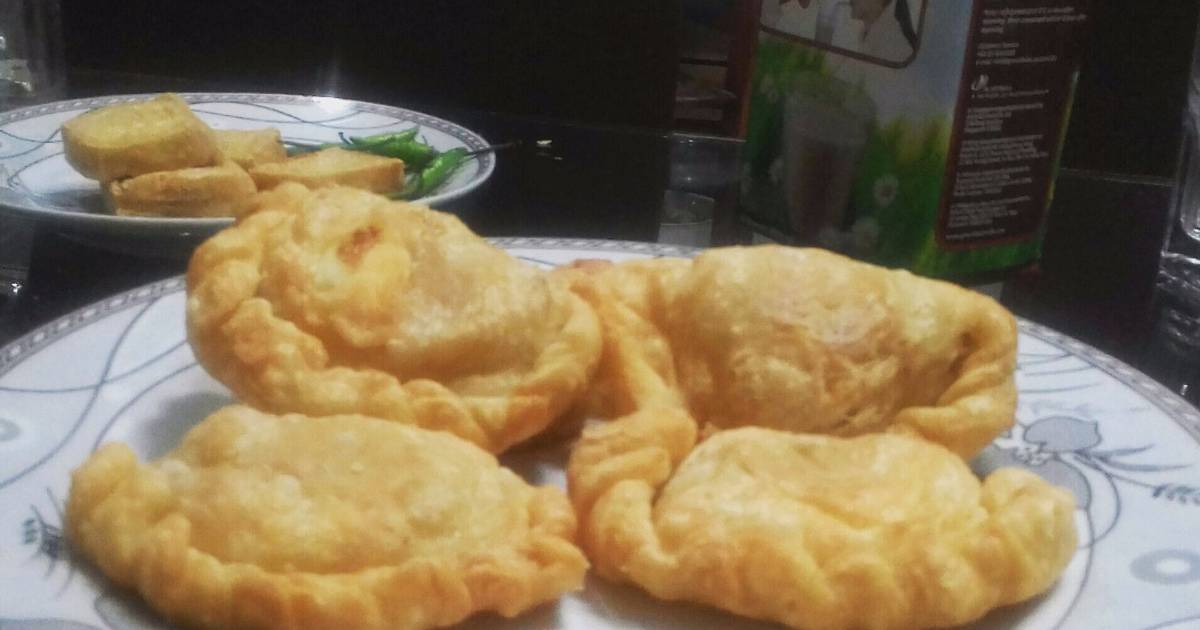 Resep Pastel Rasa Curry oleh Ratna Indrayanti - Cookpad