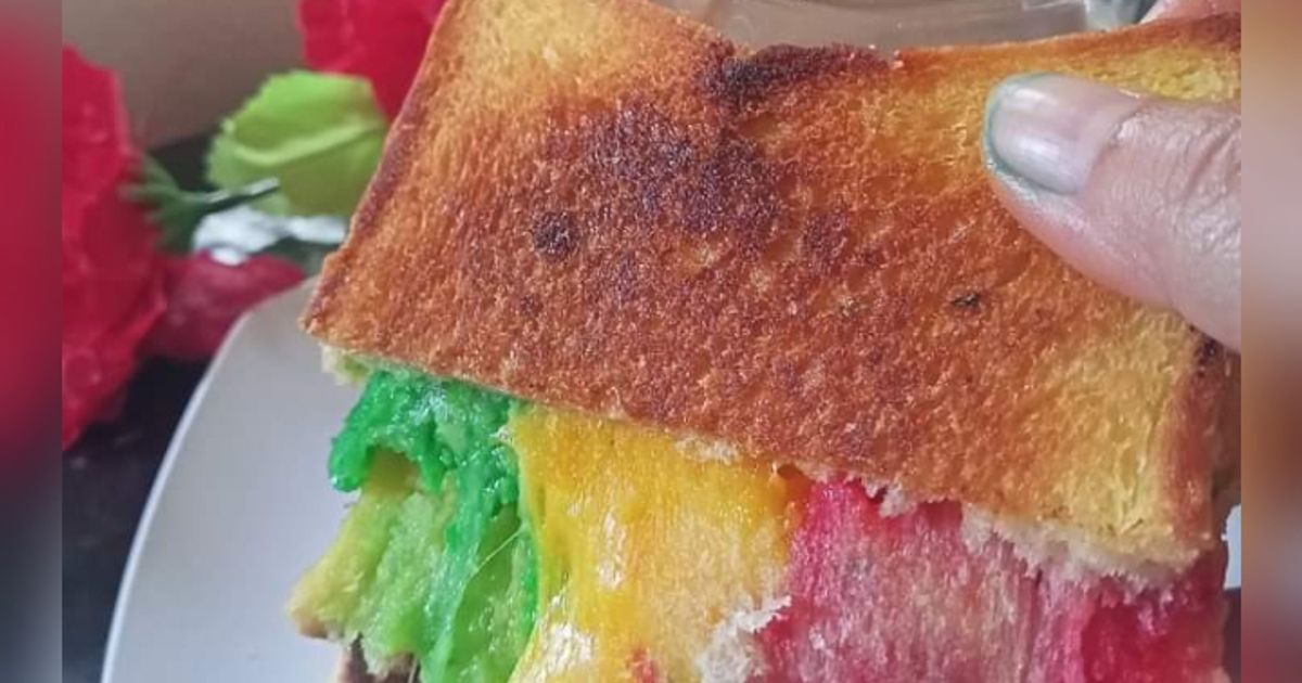 Resep Rainbow Cheese Toast (Roti Bakar Keju Pelangi) oleh Vita - Cookpad