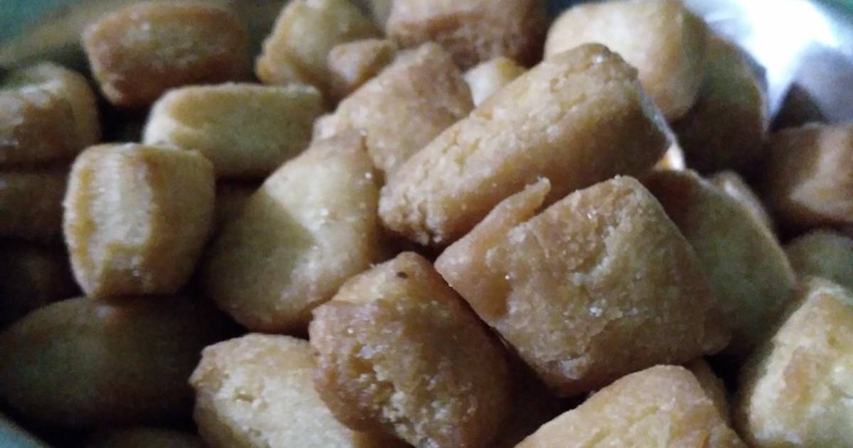 Maida biscuits Recipe by Varsha ( Delicious) - Cookpad