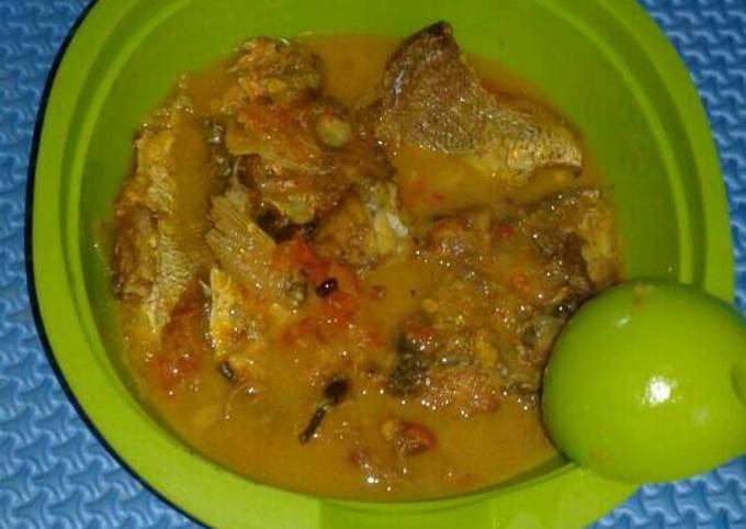 Resep Kakap Merah Kuah Kuning oleh Ade Nugraheni - Cookpad