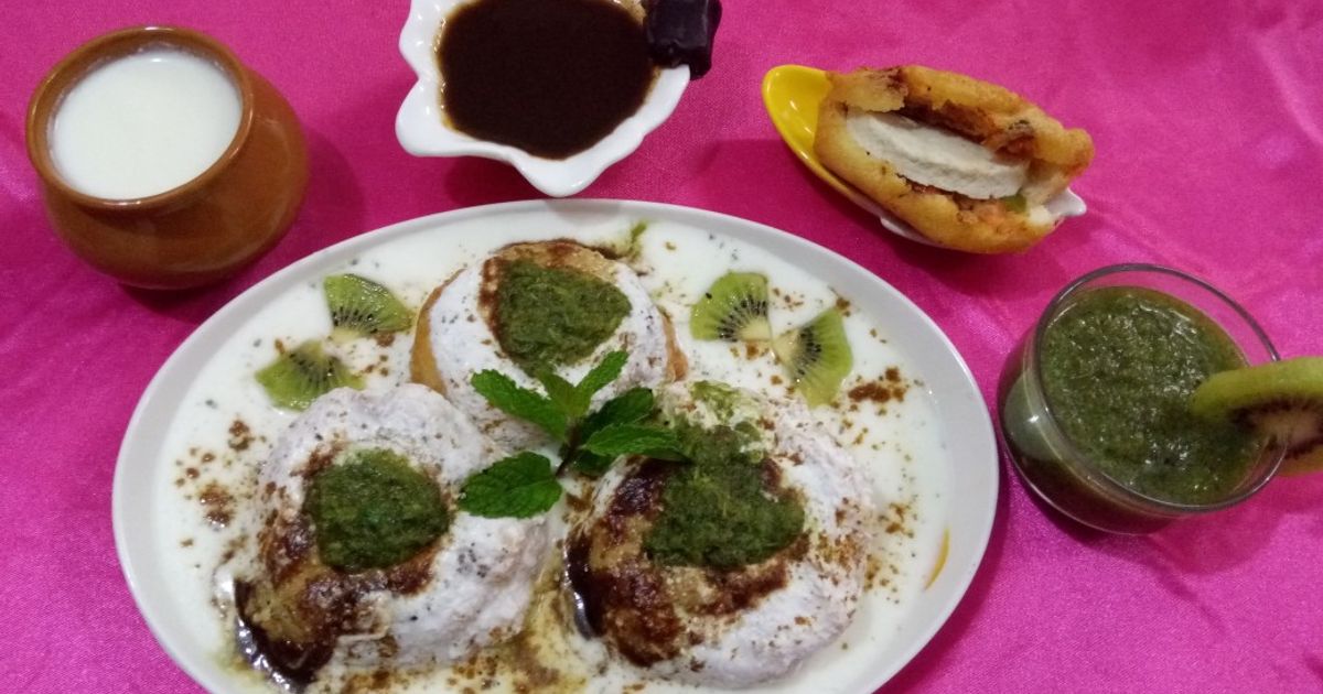 Paneer Stuffed Dahi Bade/Bhalle Recipe by Vimmi Bhatia