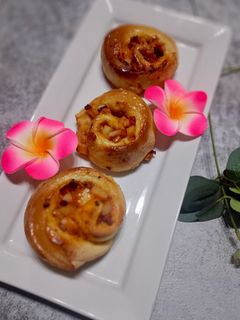 Resep Roti Keju Bolognese Tanpa Ulen (Minyak) oleh Ruth Destianty - Cookpad