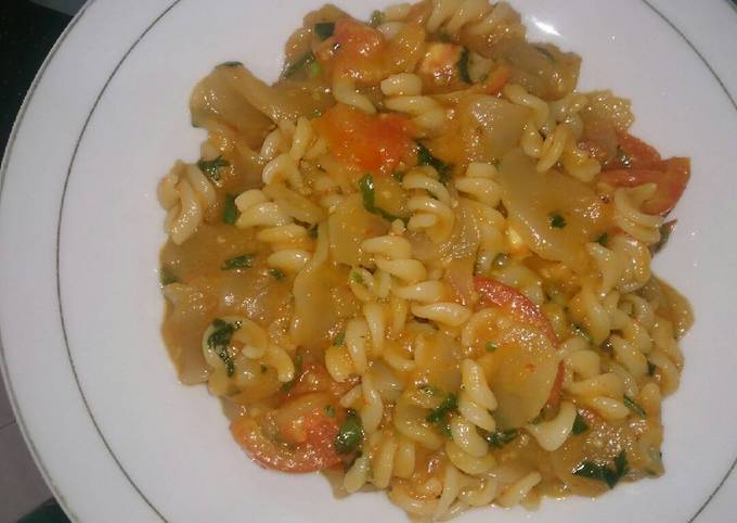 Resep Seblak kerupuk macaroni pedas oleh Mom R.AA - Cookpad