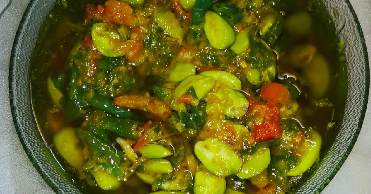 Resep Sambal Pete Cabe Ijo oleh Mega Puspita Ningrum - Cookpad