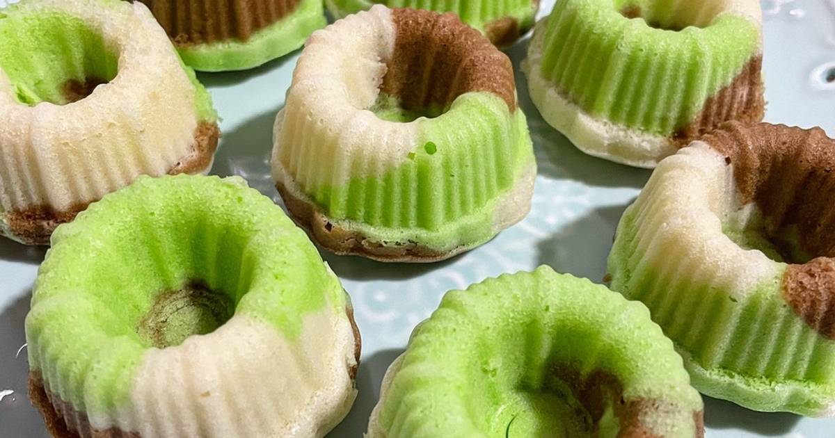 Resep Bolu kukus mini 3 rasa oleh Heristia Dwi Utami - Cookpad