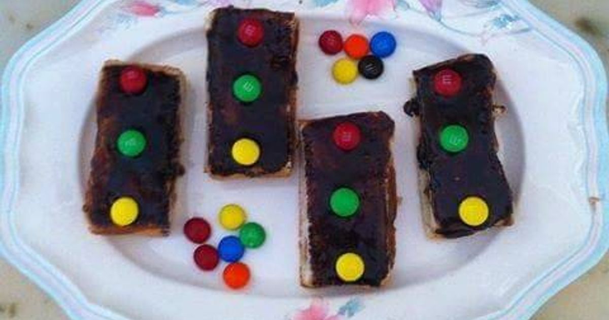 Traffic Lights Sandwiches For Kids Recipe by Geeta Virmani - Cookpad