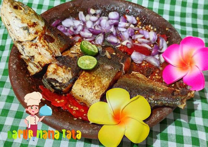 Resep Bandeng goreng Sambal Brambang Asem/Bandeng Sambal bawang oleh ...
