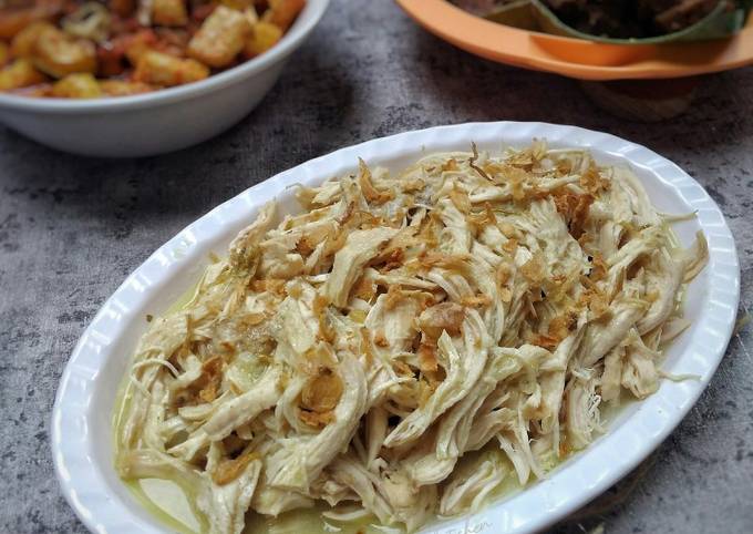 Resep Opor Ayam Suwir Kuah Putih oleh Hadleny Kitchen - Cookpad