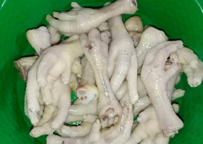 Resep Ceker Ayam Rebus oleh Widjie Astuti - Cookpad