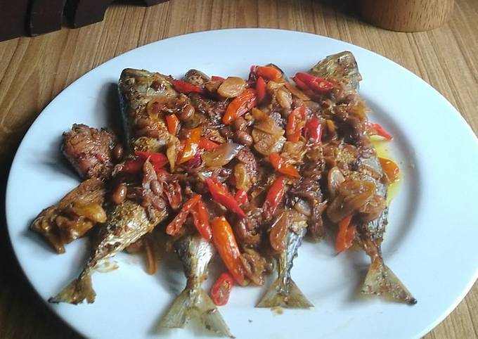 Resep Ikan Kembung Bumbu Tauco oleh Ninik Kitchen - Cookpad Resep Ikan Kembung Bumbu Tauco oleh Ninik Kitchen - Cookpad