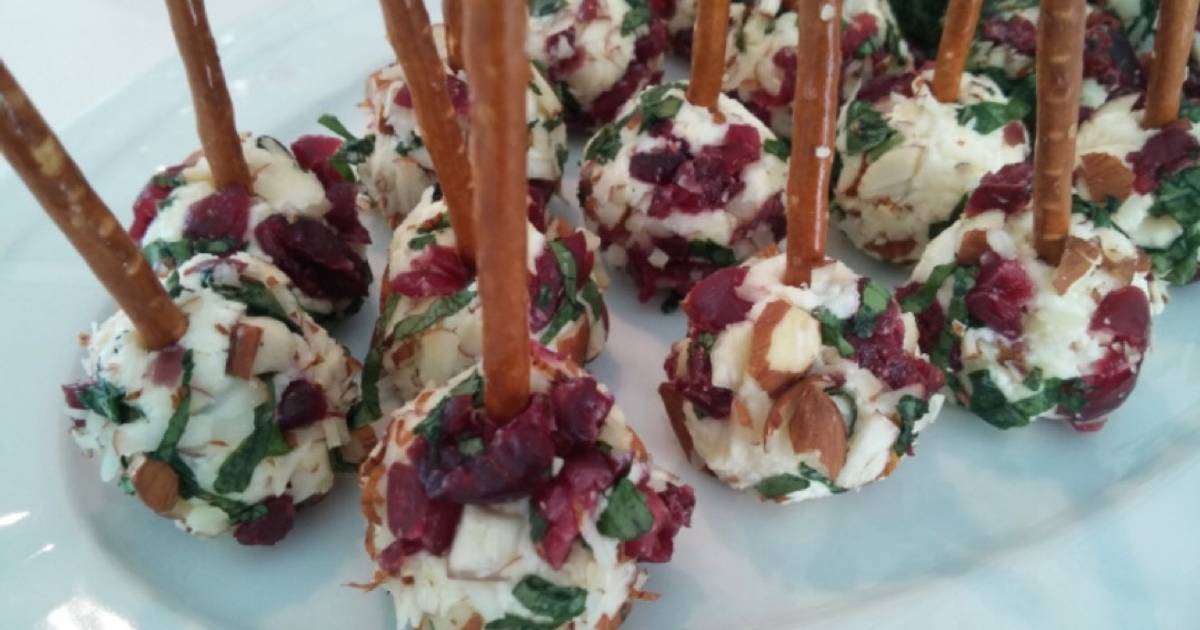 Festive cheese balls Recipe by Stella T - Cookpad