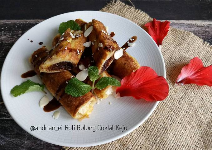 Resep Roti Gulung Coklat Keju oleh Bunda Ei - Cookpad