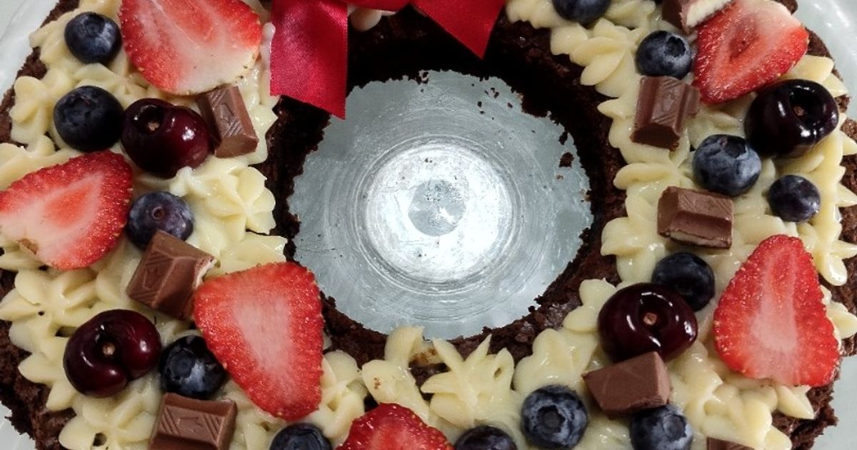 Guirlanda De Brownie Com Brigadeiro De Leite Ninho, Kinder Bueno E ...