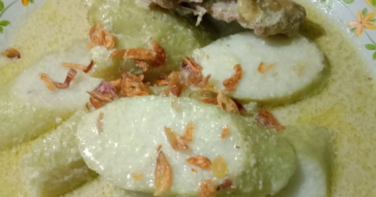 Resep 20.Tupat & Lontong Opor Ayam oleh Mommy's Kia - Cookpad