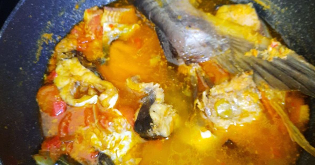 Resep Patin Bumbu Kuning oleh Ella Ade - Cookpad