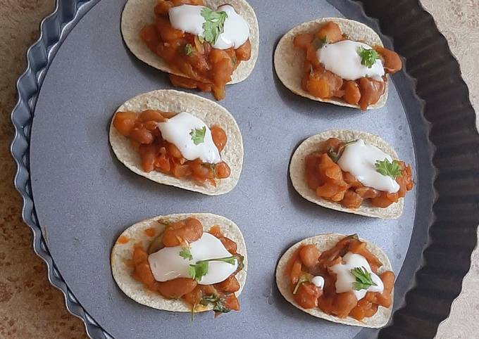 Mexican taco bites Recipe by Monika Jain ( Homechef) - Cookpad