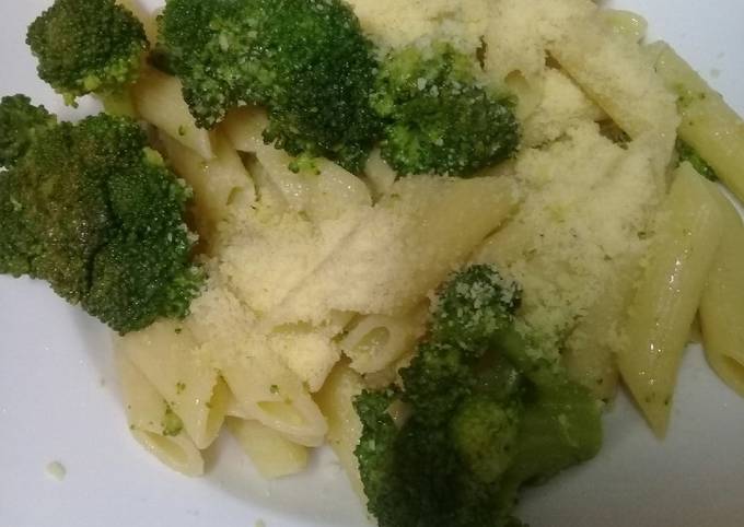 Mostacholes con brócoli Receta de Magda- Cookpad