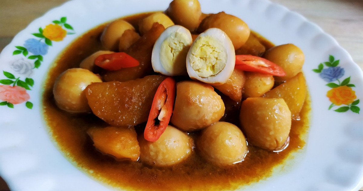 Resep Semur Kentang Telur Puyuh oleh Mama Azka Kitchen - Cookpad