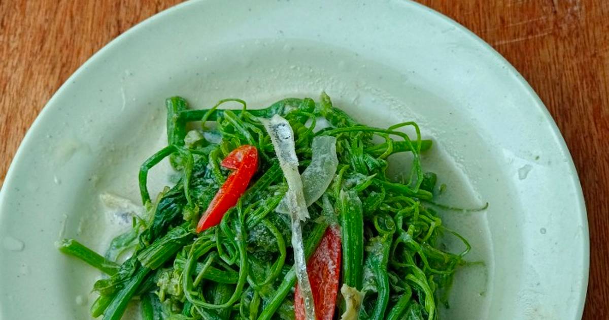 Resipi Pucuk Labu Masak Lemak Putih oleh Nur Nadiah - Cookpad