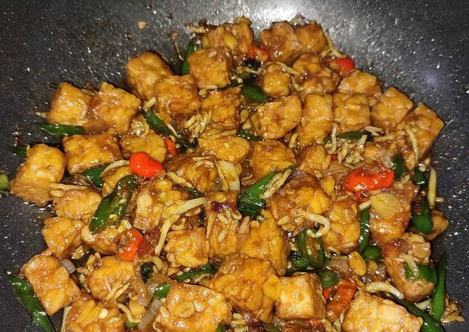 Resep Tempe Orak Arik Pedas Manis oleh Hardiyani Iyan - Cookpad