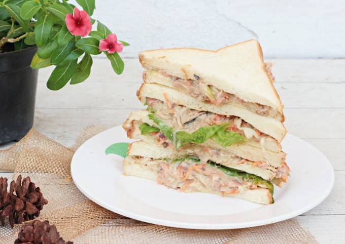 Resep Sandwich Isi Tuna Mayo Salad oleh Tan - Cookpad