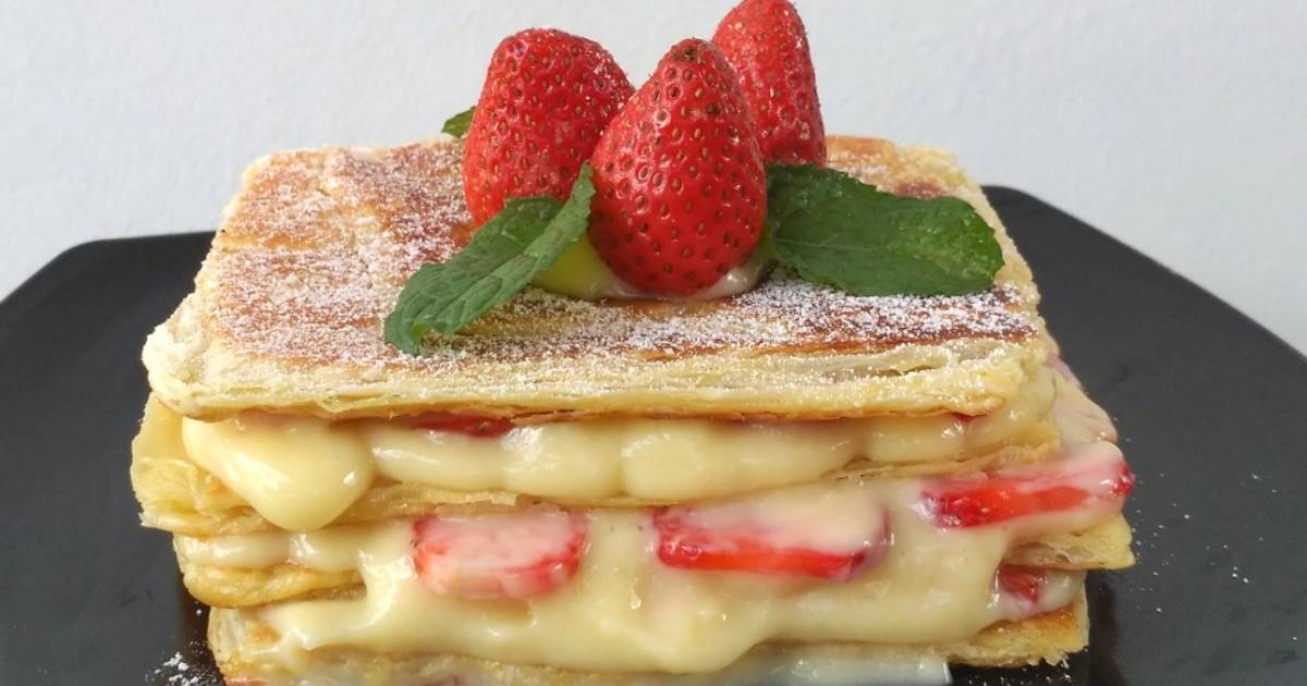 Resep Layer Puff 🍓 oleh Febriyana | IG: @febbriyana - Cookpad