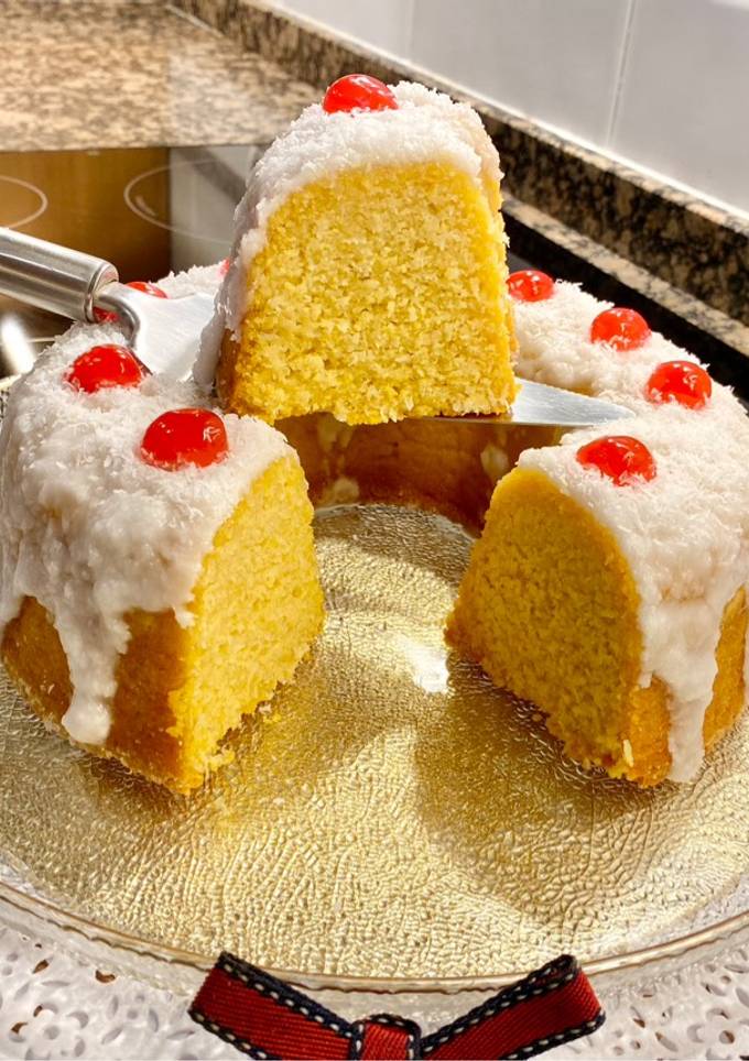 Pastel con Corn Flakes y coco. (Cake with Corn Flakes and coconut ...