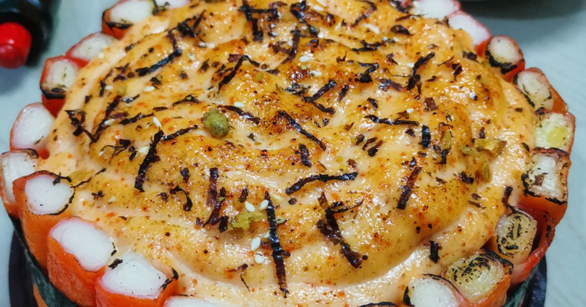 Resep Salmon Mentai Rice Birthday Cake oleh Rhee - Cookpad