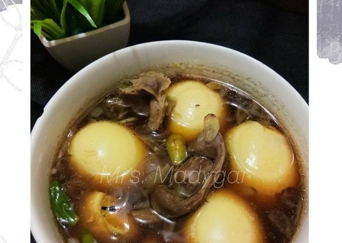Resep Semur Telur Ampela oleh Mrs.Madygar - Cookpad