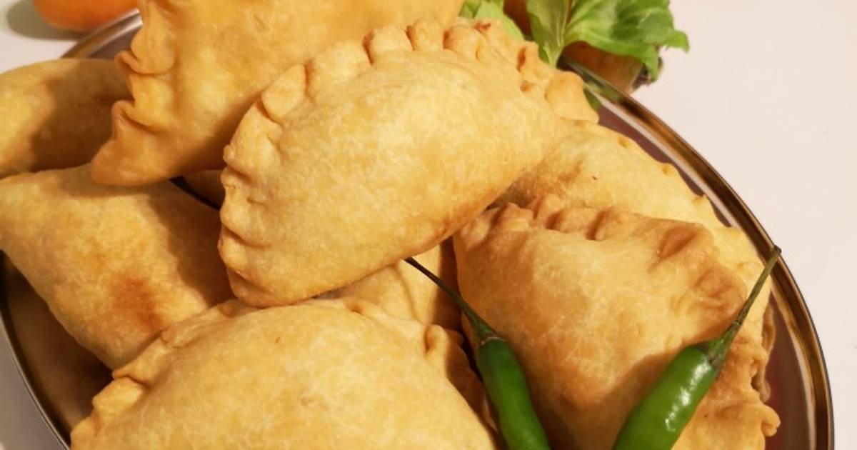 605 resep pastel isi kentang wortel dan telur enak dan sederhana - Cookpad