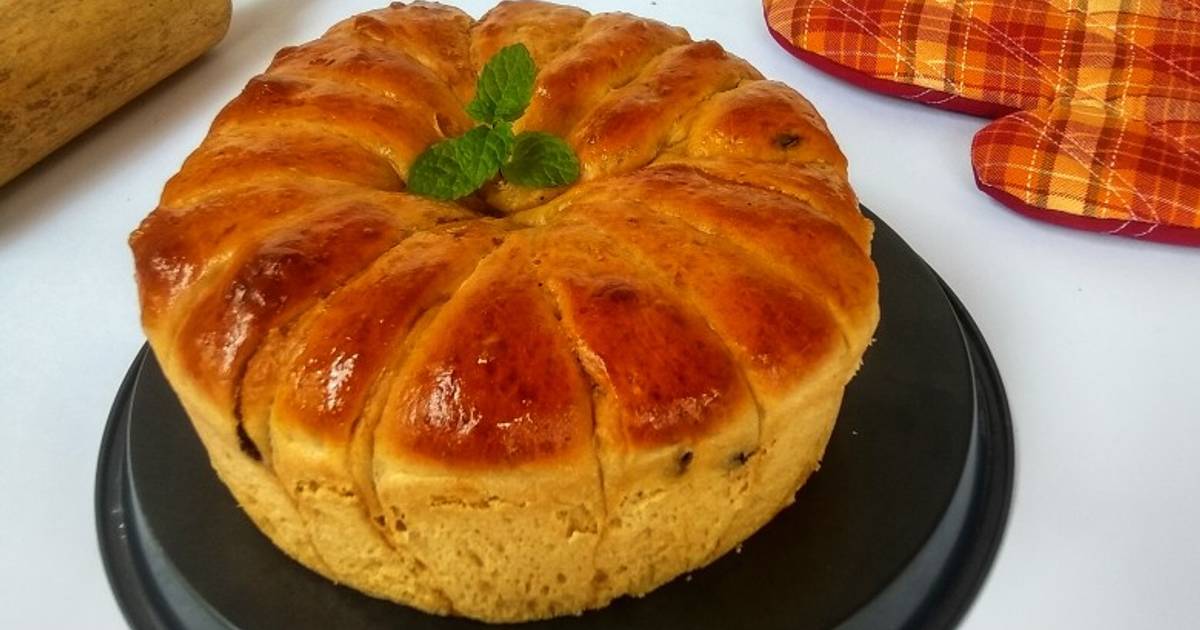 Resep Dates & Choco Crown Bread oleh Syafa Syifa - Cookpad