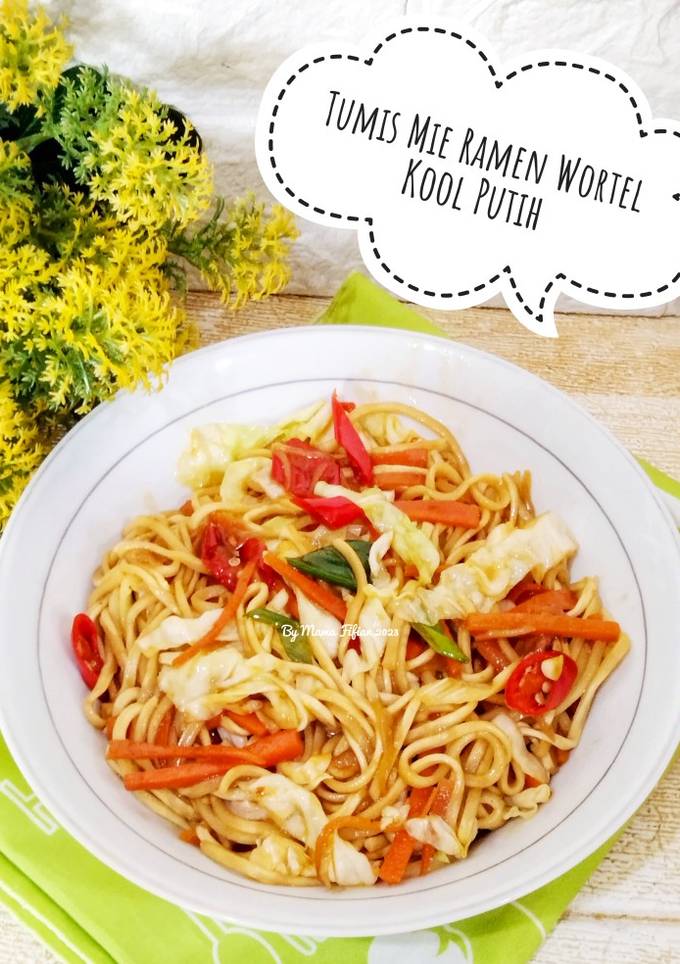 Resep Tumis Mie Ramen Wortel Kool Putih oleh Lanjarsih/Mama Fifian ...