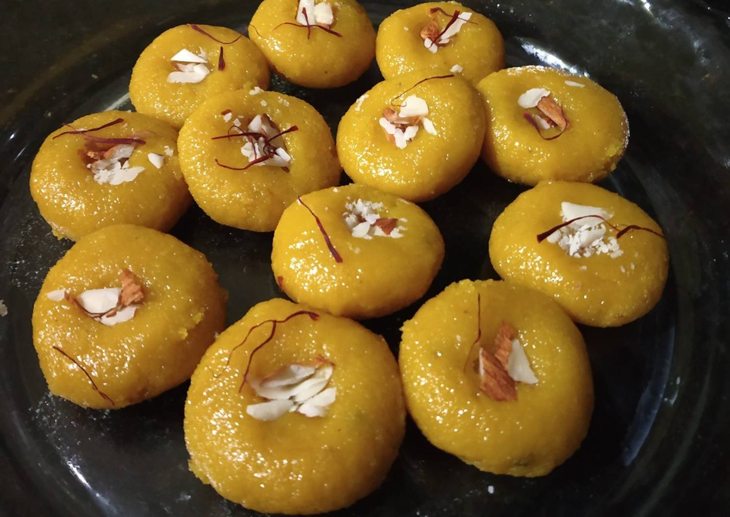 Kesar peda Recipe by Suman Jain - Cookpad
