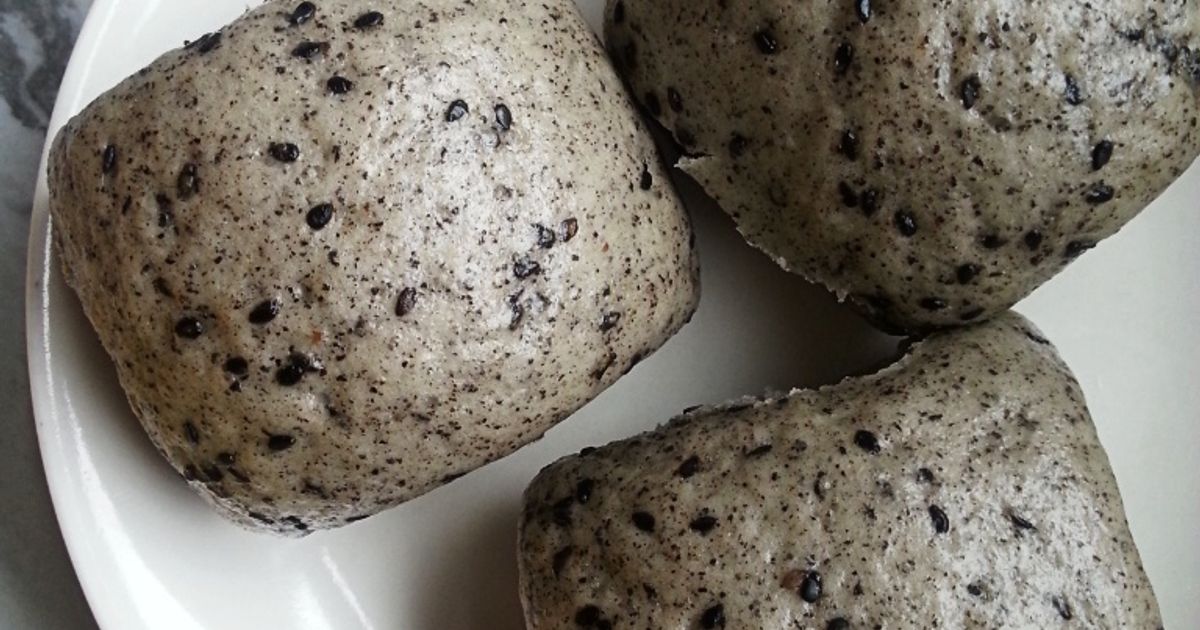 黑芝麻饅頭（每顆約190 Kcal） 食譜與作法 by Mia喵食間 - Cookpad