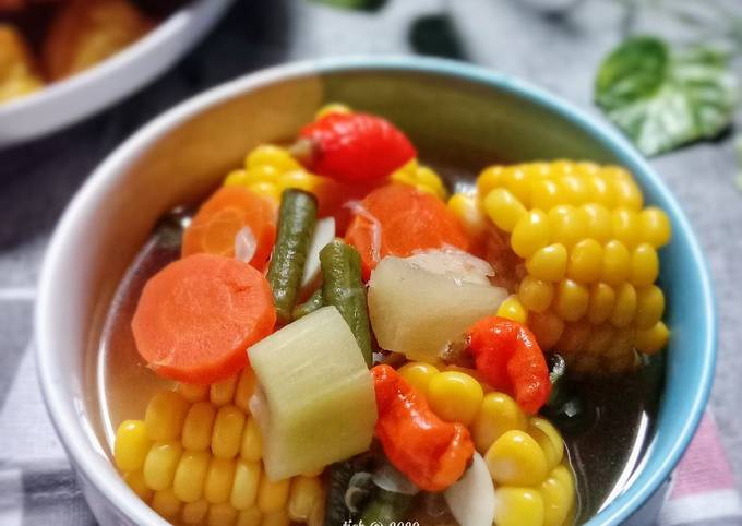 Resep Sayur Bening Bumbu Kencur oleh Titiek Purnomo - Cookpad