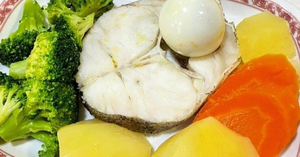 Peixe Cozido Receita por Paula Aleixo - Cookpad