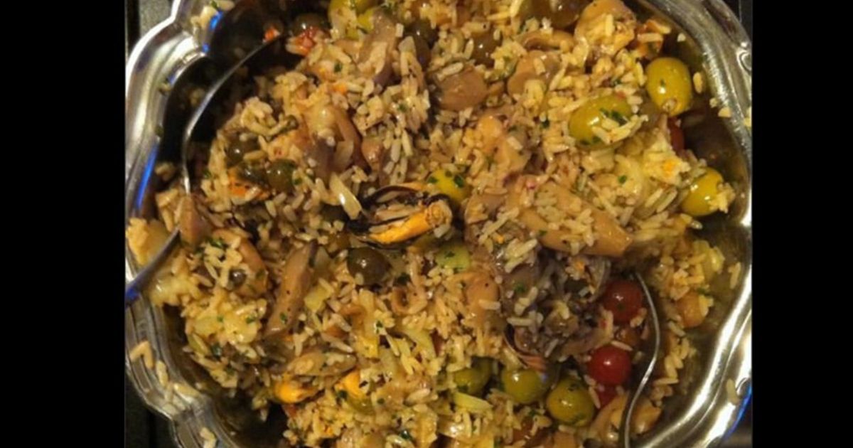 Salade De Riz Aux Moules Olives Et Légumes Marinés de Mila Skull - Cookpad