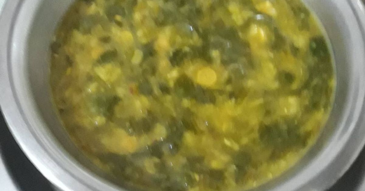 Moong Dhuli Dal With Palak Recipe by Asha Sharma - Cookpad