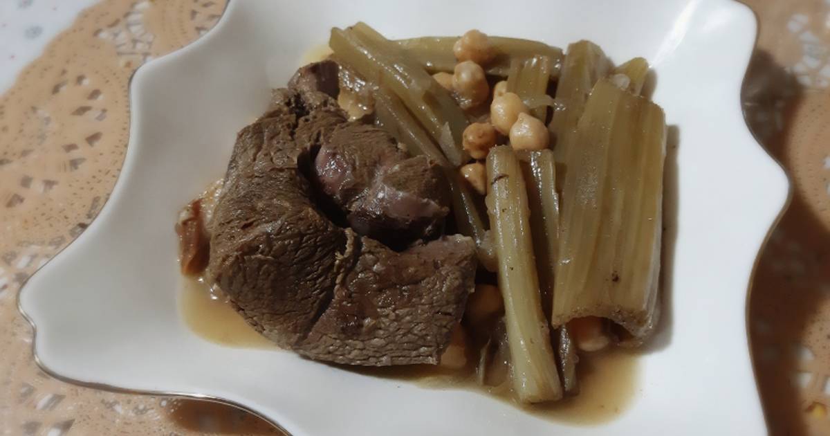 Tajine de cardon a la viande d'agneau 🍴 de Un amour de cuisine - Cookpad