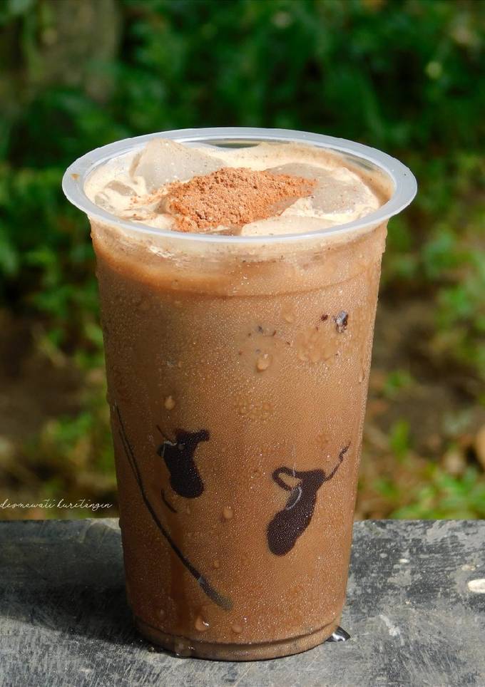Resep Ice Chocolate Cappuccino oleh desmawati kuretangin - Cookpad