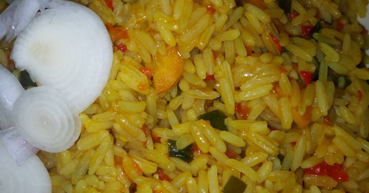 Jallof Rice Simple Recipe by Mss Leemah's Delicacies - Cookpad