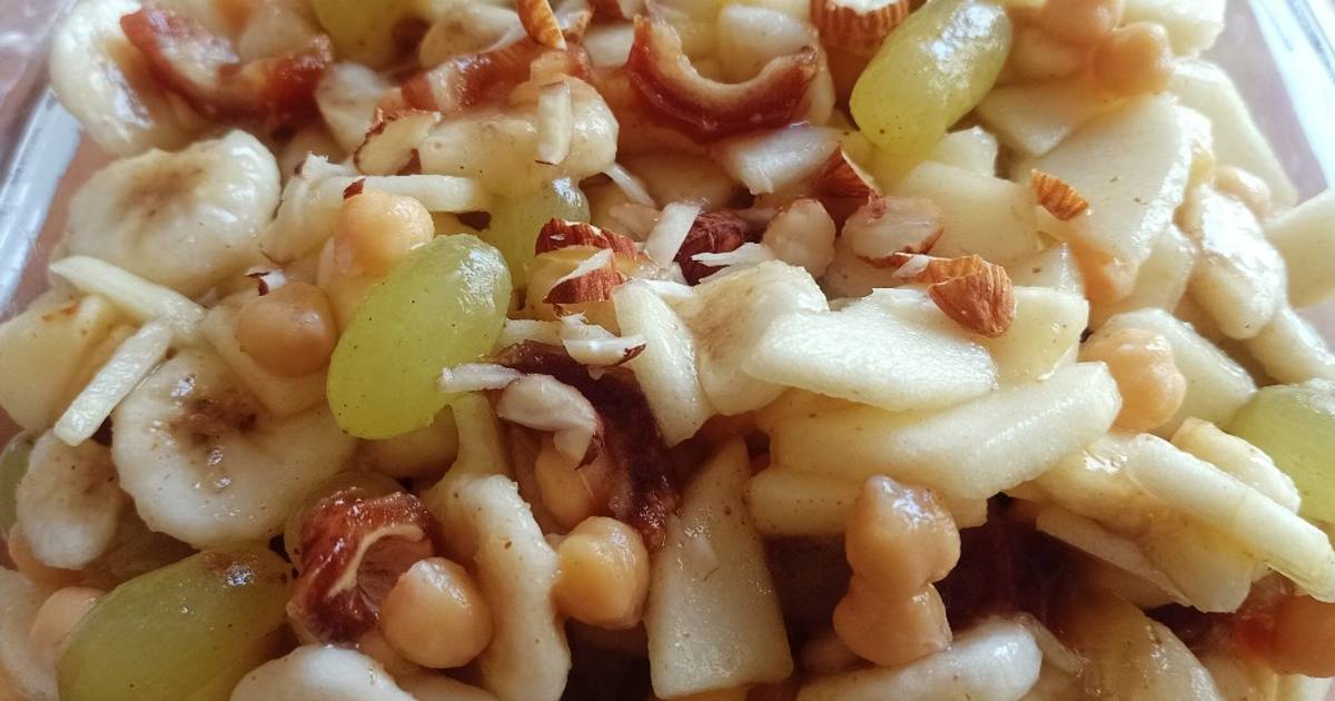 Fruits Mix Chana Chaat 🍌🍐🍎🍋🍈🍇🍍 Recipe by Umme Ahmad - Cookpad