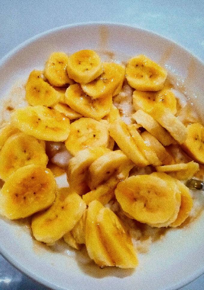 Resep Oatmeal + Pisang + Susu + Madu oleh Yuyuuu96 - Cookpad