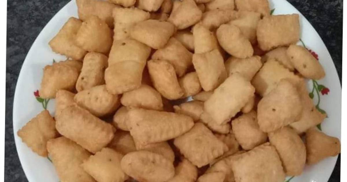 Sweet shakarpare Recipe by Maya's Recipe's - Cookpad