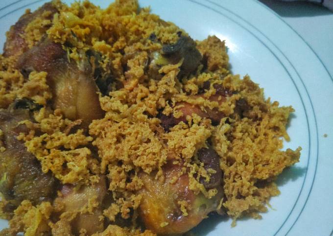 Resep Ayam goreng kremesan ala mbok berek oleh Indah Mukaromah - Cookpad