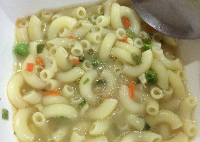 Resep Sup makaroni simple oleh Hobby_Masak - Cookpad